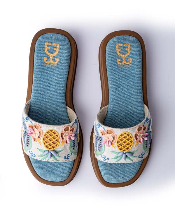 Buy Handcrafted Pina Colada : Bomba Sliders Online - Fizzy Goblet