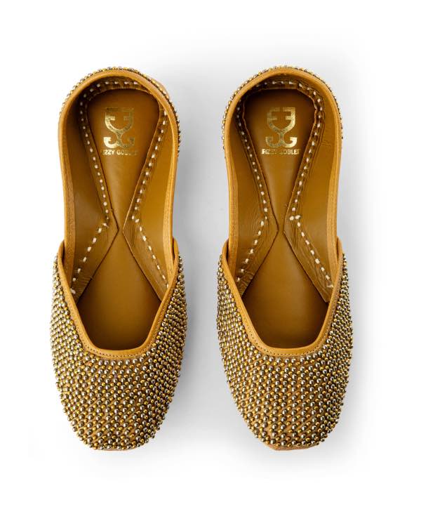 Buy Handcrafted Studded Spice : Juttis Online - Fizzy Goblet